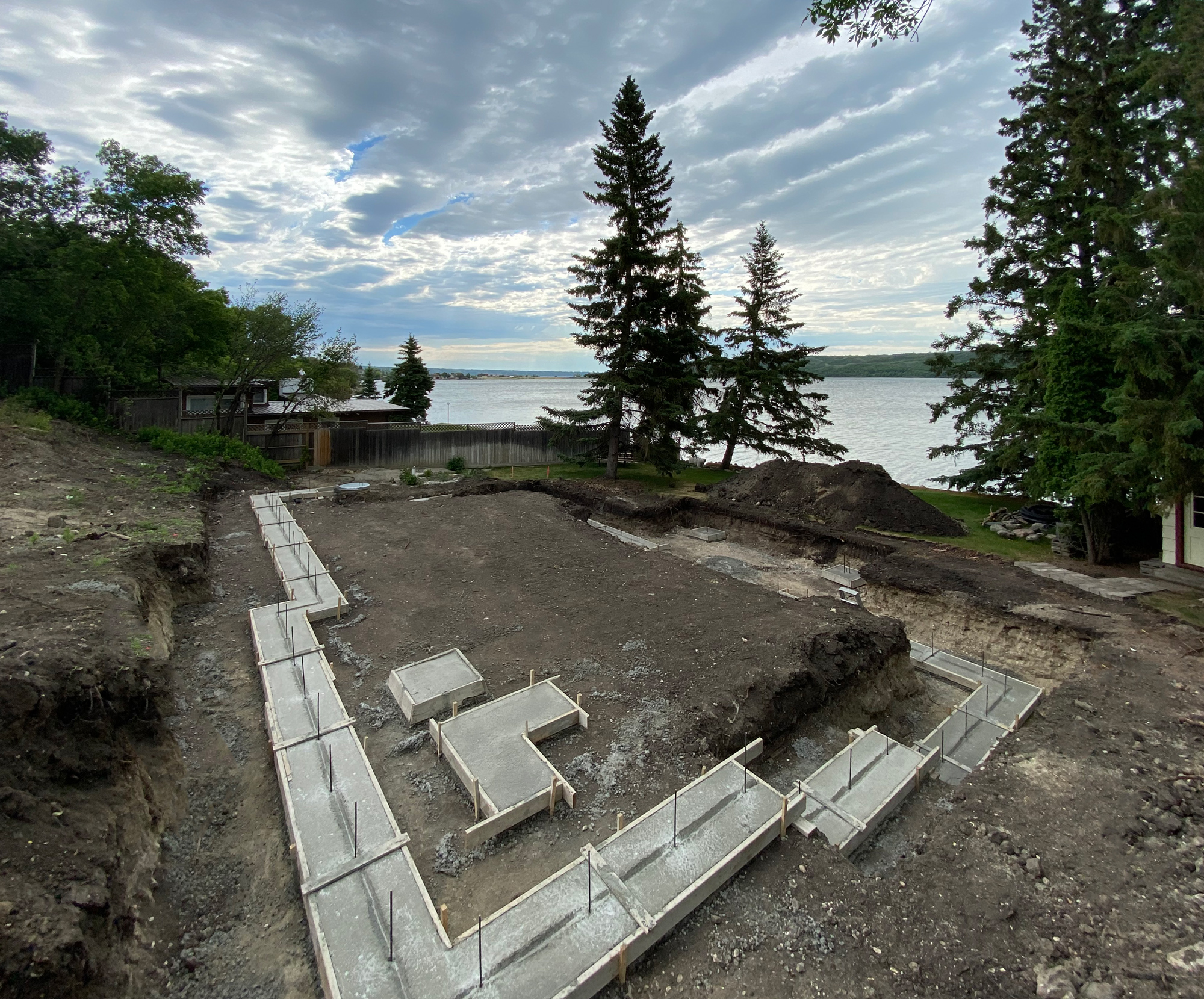 Construction of a new On-Trend Munro Home at Pasqua Lake is moving ...